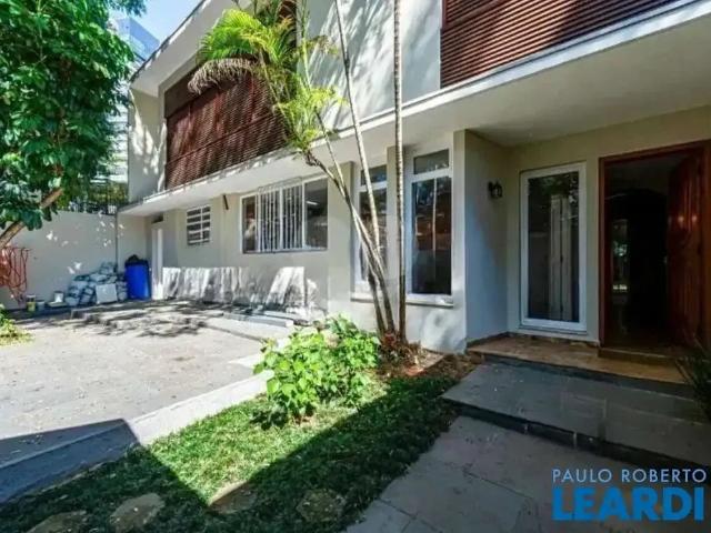 Casa / Sobrado para Venda em São Paulo/SP Alto de Pinheiros 5 Quartos