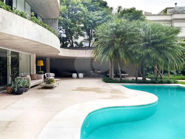 Casa / Sobrado para Venda em São Paulo/SP Alto de Pinheiros 5 Quartos