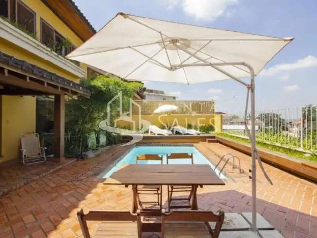 Casa / Sobrado para Venda em São Paulo/SP Alto de Pinheiros 5 Quartos