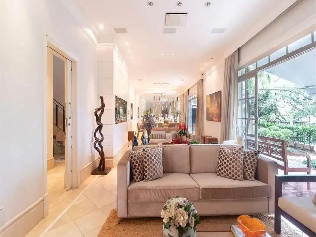 Casa / Sobrado para Venda em São Paulo/SP Alto de Pinheiros 5 Quartos
