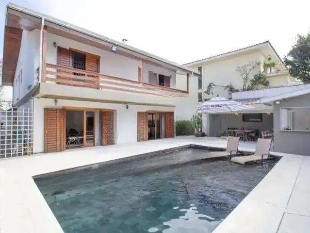Casa / Sobrado para Venda em São Paulo/SP Alto de Pinheiros 5 Quartos