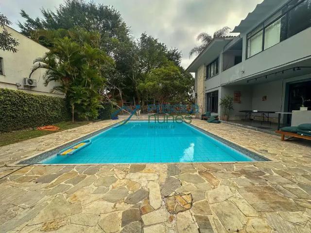 Casa / Sobrado para Venda em São Paulo/SP Alto de Pinheiros 5 Quartos