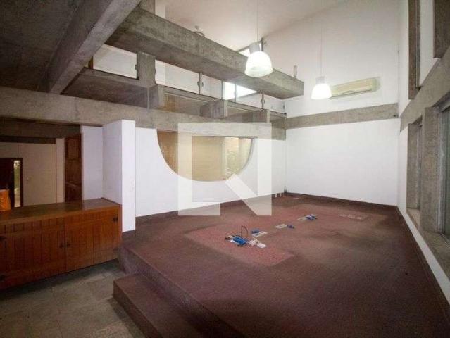 Casa / Sobrado para Venda em São Paulo/SP Alto de Pinheiros 6 Quartos