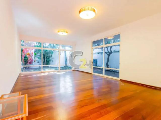 Casa / Sobrado para Venda em São Paulo/SP Alto de Pinheiros 6 Quartos