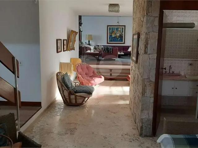Casa / Sobrado para Venda em São Paulo/SP Alto de Pinheiros 2 Quartos