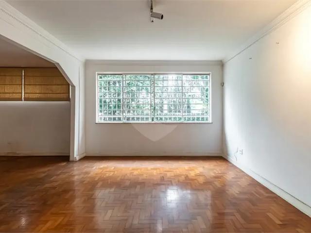 Casa / Sobrado para Venda em São Paulo/SP Alto de Pinheiros 3 Quartos