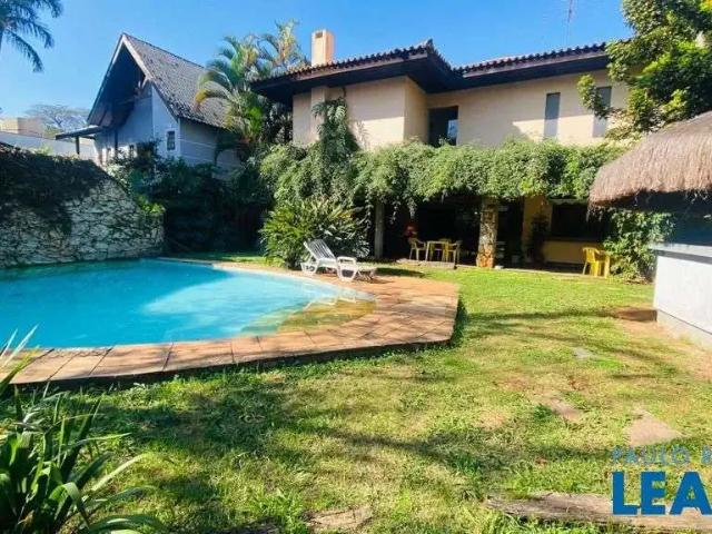 Casa / Sobrado para Venda em São Paulo/SP Alto de Pinheiros 3 Quartos