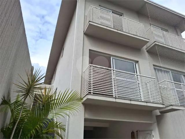 Casa / Sobrado para Venda em São Paulo/SP Alto de Pinheiros 3 Quartos