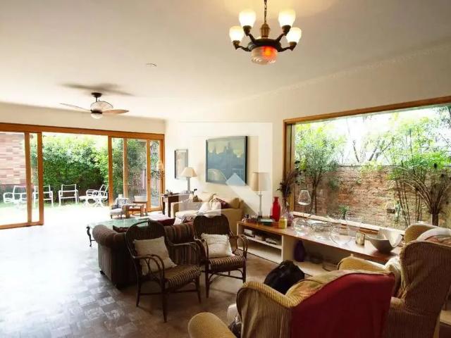 Casa / Sobrado para Venda em São Paulo/SP Alto de Pinheiros 3 Quartos