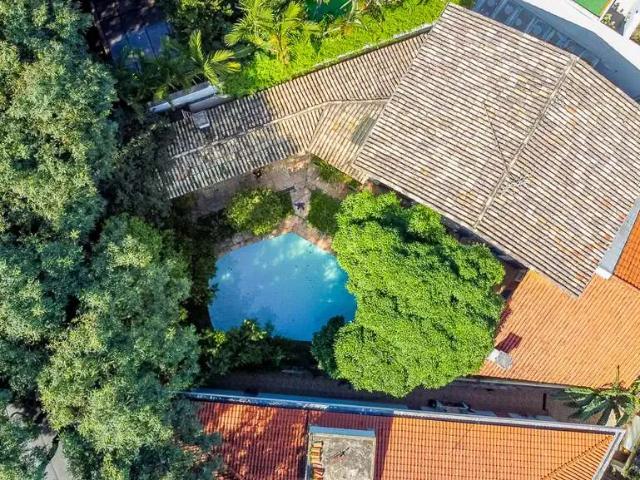 Casa / Sobrado para Venda em São Paulo/SP Alto de Pinheiros 3 Quartos