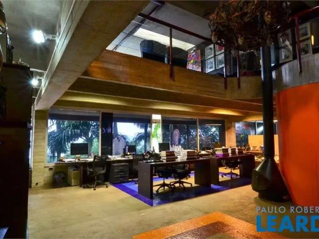 Casa / Sobrado para Venda em São Paulo/SP Alto de Pinheiros 3 Quartos
