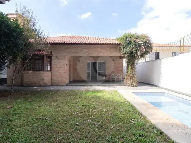 Casa / Sobrado para Venda em São Paulo/SP Alto de Pinheiros 3 Quartos