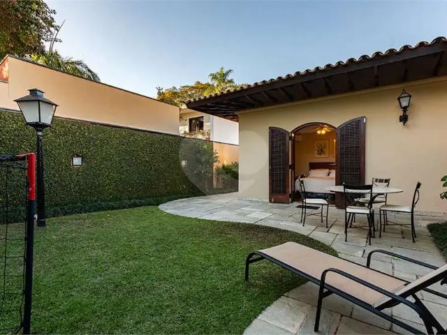 Casa / Sobrado para Venda em São Paulo/SP Alto de Pinheiros 3 Quartos