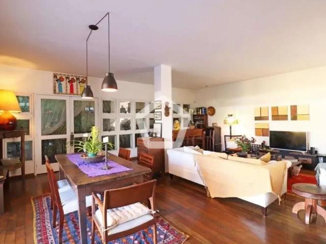 Casa / Sobrado para Venda em São Paulo/SP Alto de Pinheiros 3 Quartos