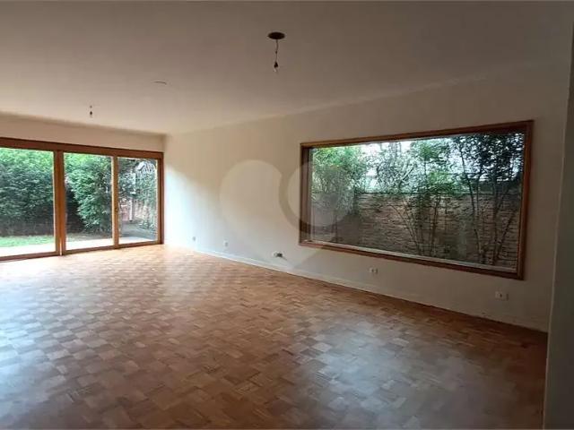 Casa / Sobrado para Venda em São Paulo/SP Alto de Pinheiros 3 Quartos