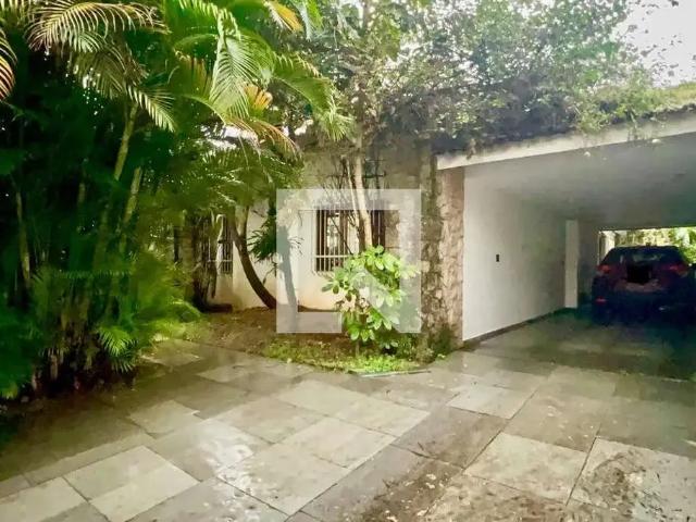Casa / Sobrado para Venda em São Paulo/SP Alto de Pinheiros 3 Quartos