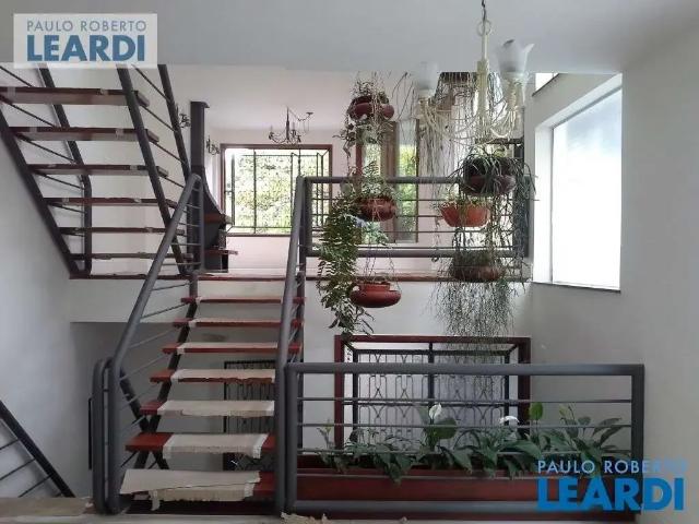 Casa / Sobrado para Venda em São Paulo/SP Alto de Pinheiros 3 Quartos