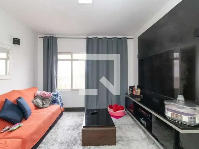 Casa / Sobrado para Venda em São Paulo/SP Artur Alvim 4 Quartos