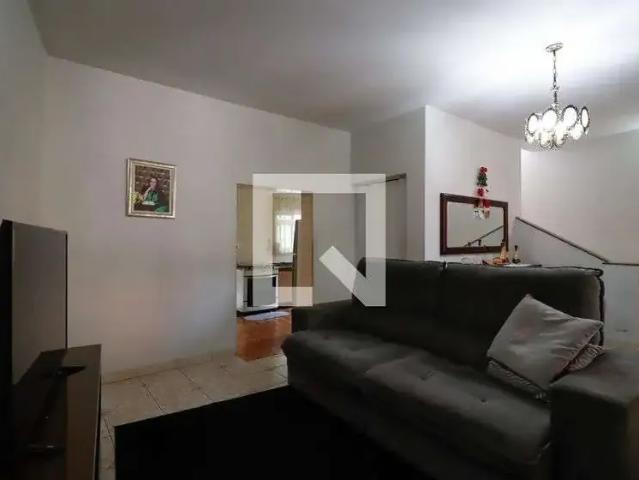 Casa / Sobrado para Venda em São Paulo/SP Artur Alvim 5 Quartos