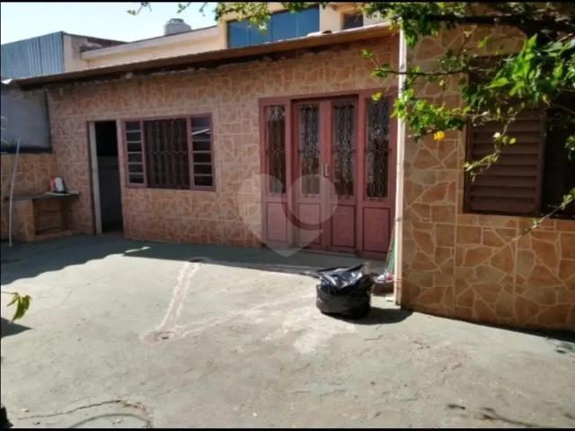 Casa / Sobrado para Venda em São Paulo/SP Artur Alvim 5 Quartos