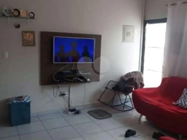 Casa / Sobrado para Venda em São Paulo/SP Artur Alvim 2 Quartos