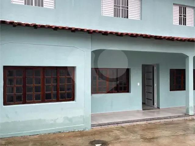 Casa / Sobrado para Venda em São Paulo/SP Artur Alvim 3 Quartos