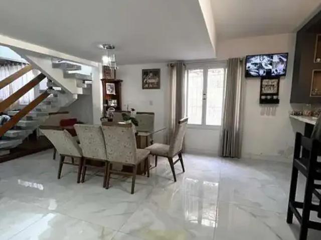 Casa / Sobrado para Venda em São Paulo/SP Balneário Mar Paulista 5 Quartos