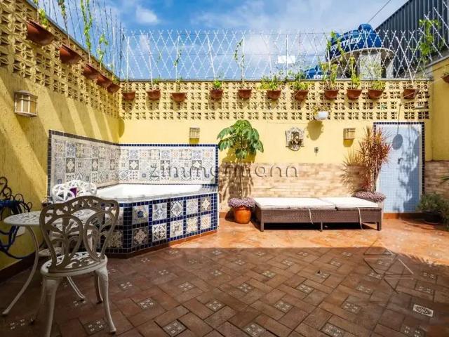 Casa / Sobrado para Venda em São Paulo/SP Barra Funda 3 Quartos