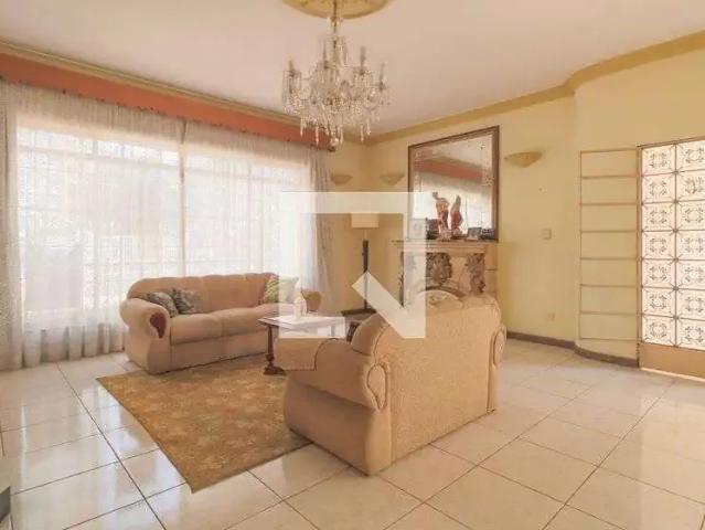 Casa / Sobrado para Venda em São Paulo/SP Belém 6 Quartos