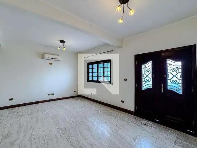 Casa / Sobrado para Venda em São Paulo/SP Belém 3 Quartos