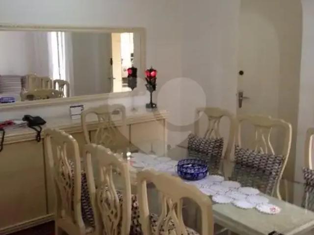 Casa / Sobrado para Venda em São Paulo/SP Bom Retiro 4 Quartos