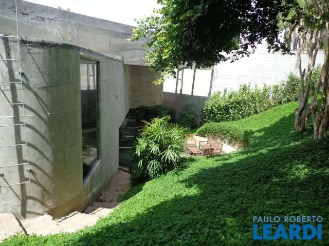Casa / Sobrado para Venda em São Paulo/SP Boaçava 4 Quartos