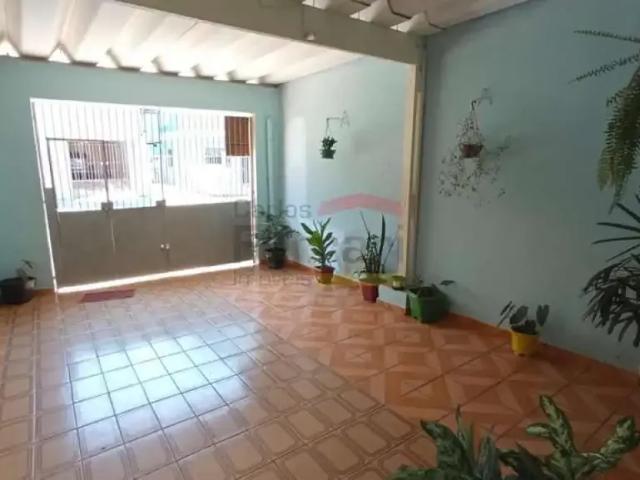 Casa / Sobrado para Venda em São Paulo/SP Bortolândia 4 Quartos