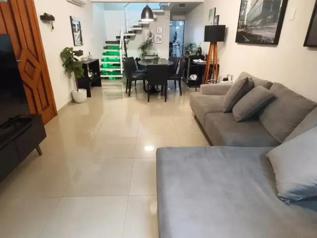 Casa / Sobrado para Venda em São Paulo/SP Bosque da Saúde 3 Quartos
