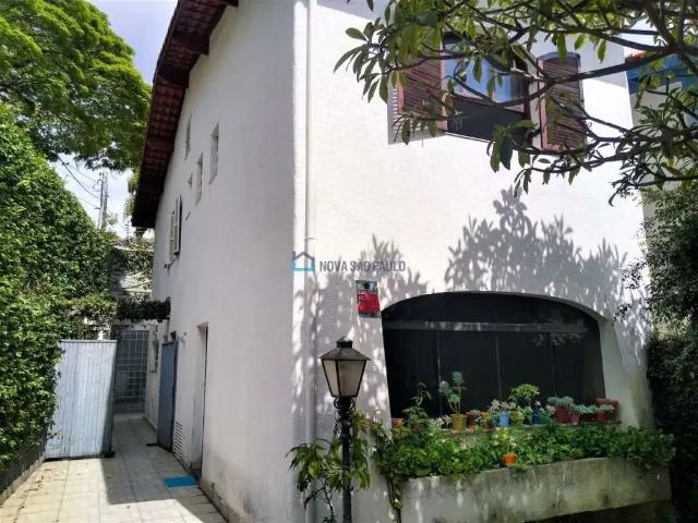 Casa / Sobrado para Venda em São Paulo/SP Bosque da Saúde 3 Quartos