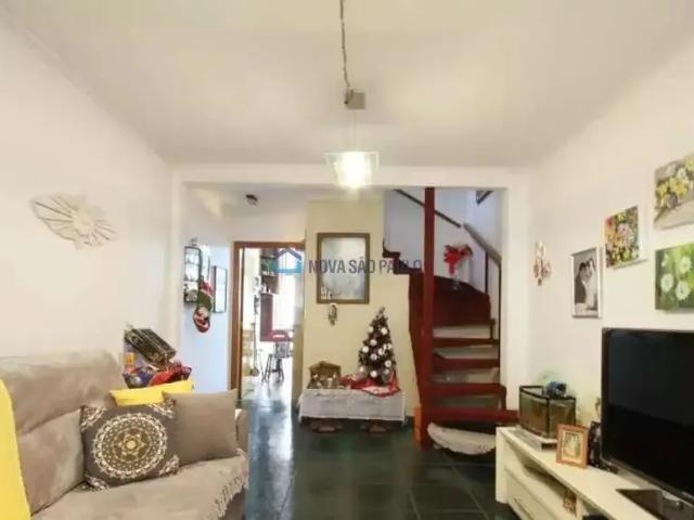 Casa / Sobrado para Venda em São Paulo/SP Bosque da Saúde 2 Quartos