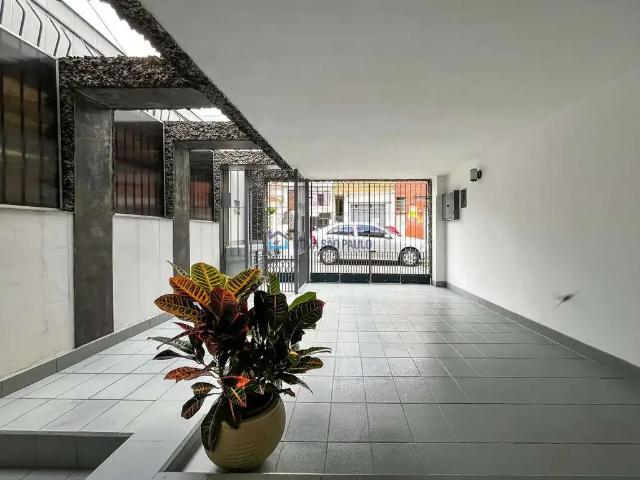 Casa / Sobrado para Venda em São Paulo/SP Bosque da Saúde 2 Quartos