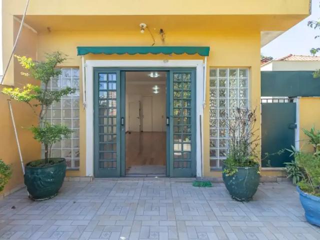 Casa / Sobrado para Venda em São Paulo/SP Brooklin 4 Quartos