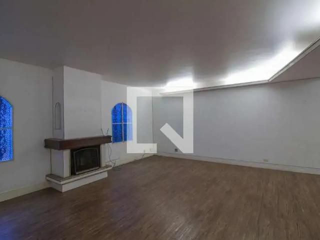 Casa / Sobrado para Venda em São Paulo/SP Brooklin 4 Quartos
