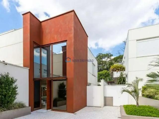 Casa / Sobrado para Venda em São Paulo/SP Brooklin 4 Quartos