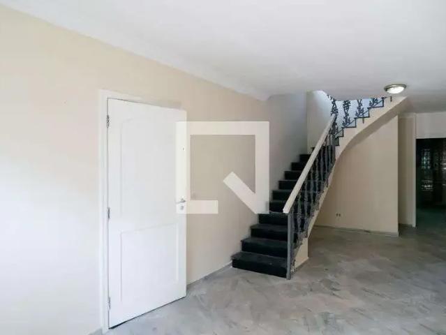 Casa / Sobrado para Venda em São Paulo/SP Brooklin 4 Quartos