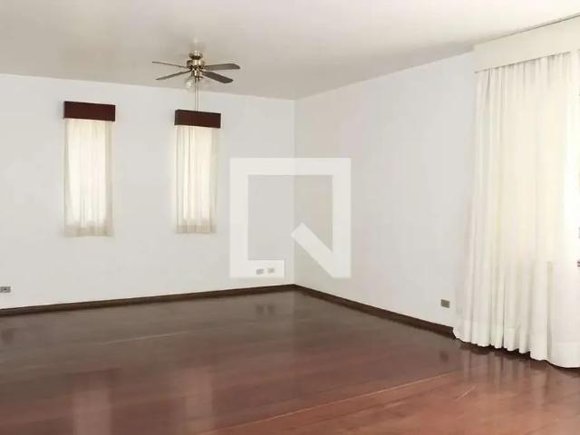 Casa / Sobrado para Venda em São Paulo/SP Brooklin 4 Quartos