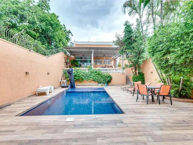 Casa / Sobrado para Venda em São Paulo/SP Brooklin 4 Quartos