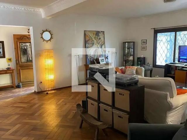 Casa / Sobrado para Venda em São Paulo/SP Brooklin 4 Quartos