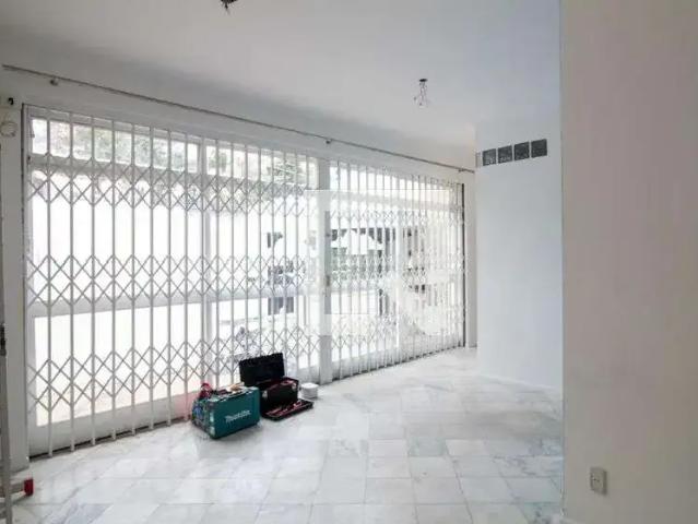 Casa / Sobrado para Venda em São Paulo/SP Brooklin 4 Quartos