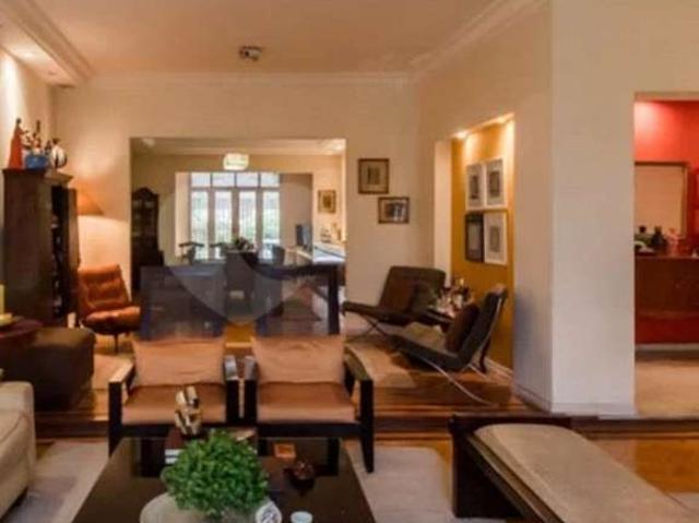 Casa / Sobrado para Venda em São Paulo/SP Brooklin 4 Quartos