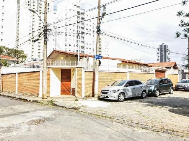Casa / Sobrado para Venda em São Paulo/SP Brooklin 4 Quartos