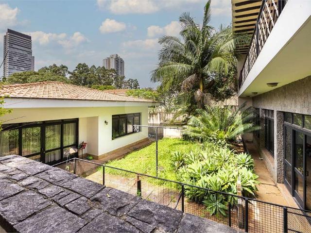 Casa / Sobrado para Venda em São Paulo/SP Brooklin 4 Quartos