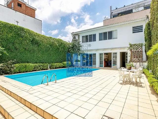 Casa / Sobrado para Venda em São Paulo/SP Brooklin 4 Quartos