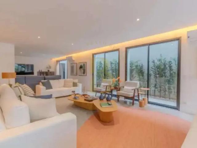 Casa / Sobrado para Venda em São Paulo/SP Brooklin 4 Quartos